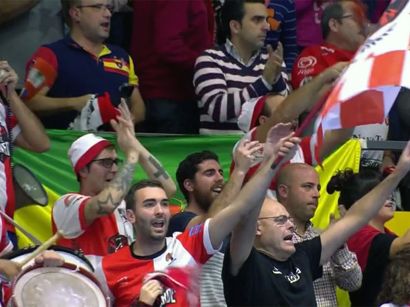 Noche histórica y sin sorpresas en la primera visita del Barça al ...