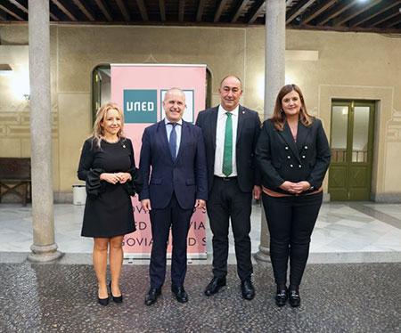 La UNED de Segovia inicia el curso con más de un millar de matriculados ...