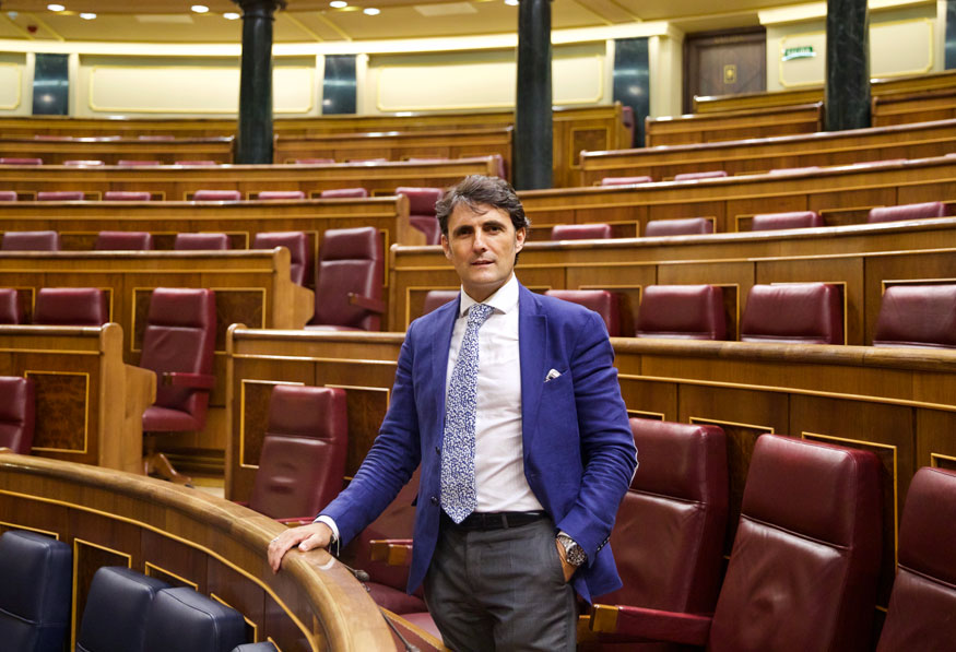 Sumar cambia al cabeza de lista y Vox oficializa a Jiménez | Acueducto2